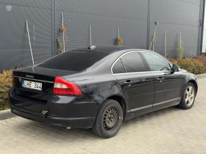 Melns Volvo S80 2008 Viļņa, ar dzinēja tilpumu 2.00 L un nobraukumu 349 tūkst. km par 1200 €, foto 4 vietnē AUTOMOTO.COM.LV