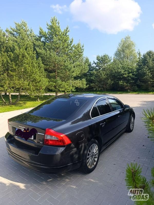 Volvo S80 2008 Šauļi vietnē Melns Volvo S80 2008 Šauļi, ar dzinēja tilpumu 3.20 L un nobraukumu 270 tūkst. km par 1800 €, foto 6 vietnē AUTOMOTO.COM.LV