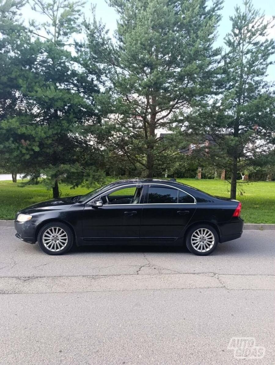 Black Volvo S80 2008 in Siauliai, with an engine capacity of 3.20 L and mileage of 270 thousand km for 1800 €, photo 8 on AUTOMOTO.COM.LV