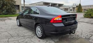 Black Volvo S80 2008 in Tallinn, with an engine capacity of 2.40 L and mileage of 303 thousand km for 5500 €, photo 4 on AUTOMOTO.COM.LV