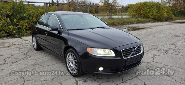 Melns Volvo S80 2008 Tallina, ar dzinēja tilpumu 2.40 L un nobraukumu 303 tūkst. km par 5500 €, foto 7 vietnē AUTOMOTO.COM.LV