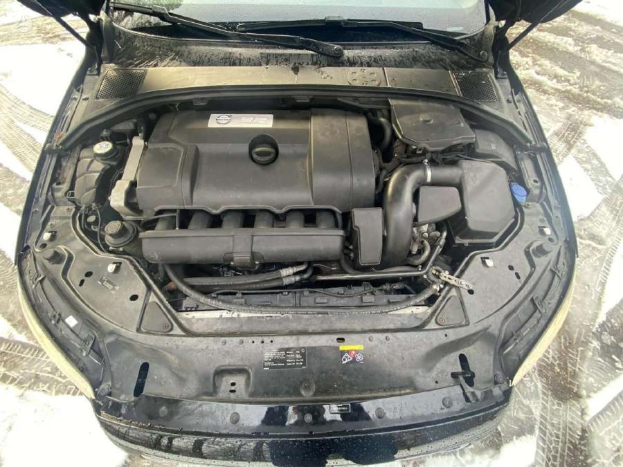 Black Volvo S80 2009 in Jonava, with an engine capacity of 3.20 L and mileage of 361 thousand km for 4900 €, photo 8 on AUTOMOTO.COM.LV