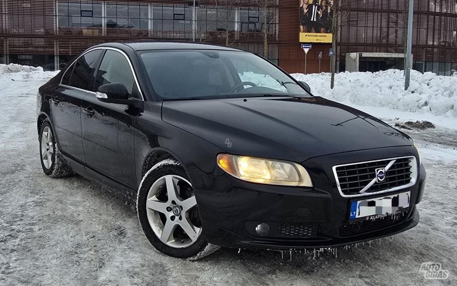 Black Volvo S80 2009 in Klaipeda, with an engine capacity of 3.00 L and mileage of 268 thousand km for 3150 €, photo 1 on AUTOMOTO.COM.LV