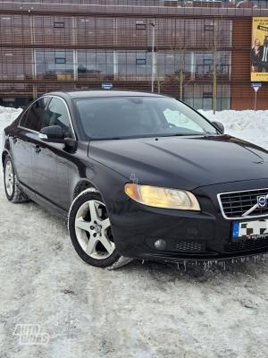 Black Volvo S80 2009 in Klaipeda, with an engine capacity of 3.00 L and mileage of 268 thousand km for 3150 €, photo 2 on AUTOMOTO.COM.LV