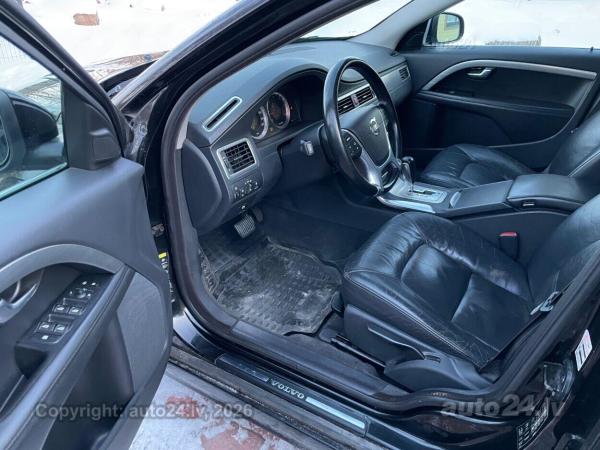 Melns Volvo S80 2009 Tallina, ar dzinēja tilpumu 2.40 L un nobraukumu 299 tūkst. km par 4700 €, foto 11 vietnē AUTOMOTO.COM.LV