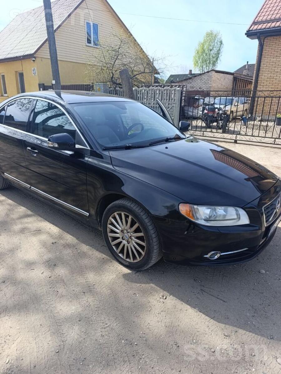 Melns Volvo S80 2009 Daugavpils, ar dzinēja tilpumu 2.40 L un nobraukumu 290 tūkst. km par 5500 €, foto 1 vietnē AUTOMOTO.COM.LV
