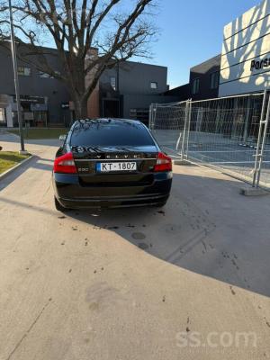 Black Volvo S80 2009 in Riga, with an engine capacity of 2.40 L and mileage of 346 thousand km for 3200 €, photo 10 on AUTOMOTO.COM.LV
