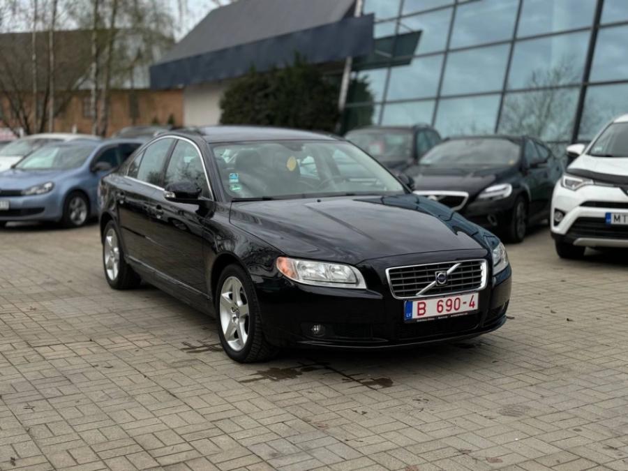 Melns Volvo S80 2009 Rīga, ar dzinēja tilpumu 2.40 L un nobraukumu 251 tūkst. km par 6999 €, foto 4 vietnē AUTOMOTO.COM.LV