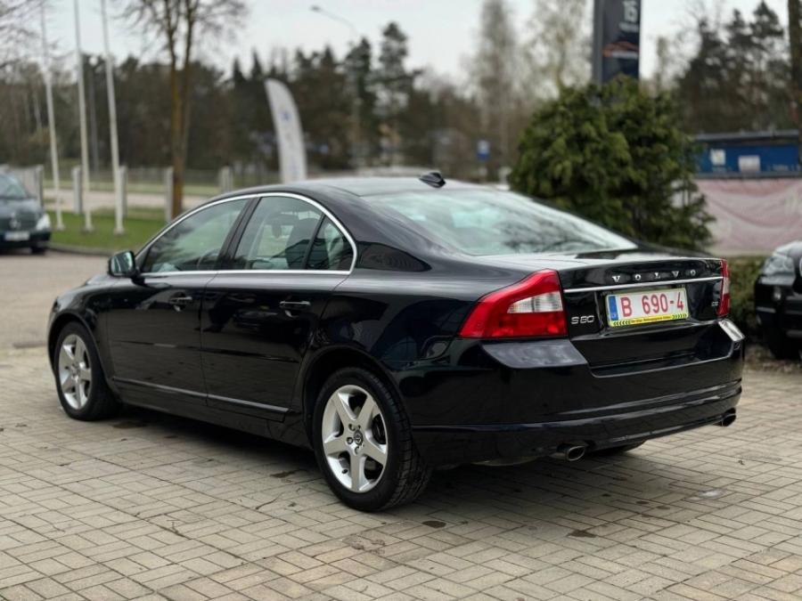 Melns Volvo S80 2009 Rīga, ar dzinēja tilpumu 2.40 L un nobraukumu 251 tūkst. km par 6999 €, foto 7 vietnē AUTOMOTO.COM.LV