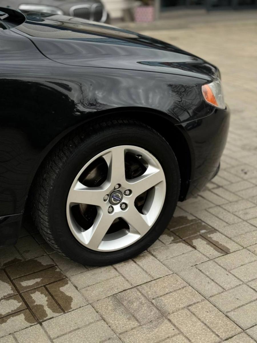 Melns Volvo S80 2009 Rīga, ar dzinēja tilpumu 2.40 L un nobraukumu 251 tūkst. km par 6999 €, foto 15 vietnē AUTOMOTO.COM.LV