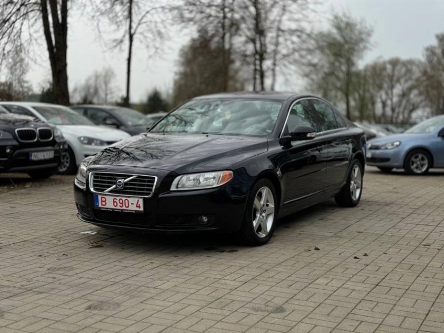 Melns Volvo S80 2009 Rīga, ar dzinēja tilpumu 2.40 L un nobraukumu 251 tūkst. km par 6999 €, foto 21 vietnē AUTOMOTO.COM.LV