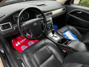 Melns Volvo S80 2009 Rīga, ar dzinēja tilpumu 2.40 L un nobraukumu 251 tūkst. km par 6999 €, foto 23 vietnē AUTOMOTO.COM.LV