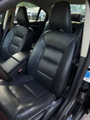 Melns Volvo S80 2009 Rīga, ar dzinēja tilpumu 2.40 L un nobraukumu 251 tūkst. km par 6999 €, foto 25 vietnē AUTOMOTO.COM.LV