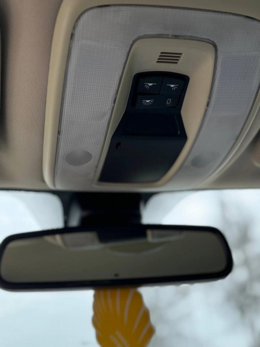 Melns Volvo S80 2009 Rīga, ar dzinēja tilpumu 2.40 L un nobraukumu 251 tūkst. km par 6999 €, foto 35 vietnē AUTOMOTO.COM.LV