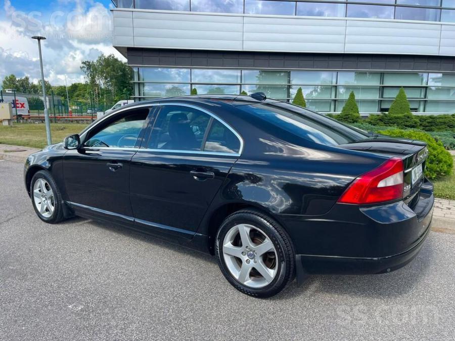 Melns Volvo S80 2009 Rīga, ar dzinēja tilpumu 2.40 L un nobraukumu 0 tūkst. km par 4650 €, foto 4 vietnē AUTOMOTO.COM.LV