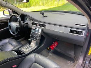 Melns Volvo S80 2009 Rīga, ar dzinēja tilpumu 2.40 L un nobraukumu 0 tūkst. km par 4650 €, foto 10 vietnē AUTOMOTO.COM.LV