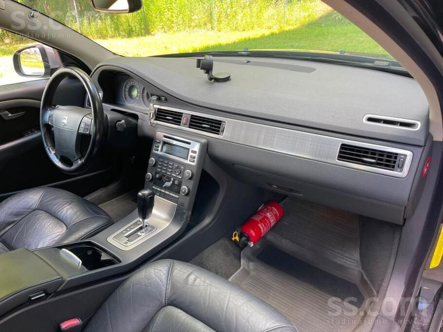 Melns Volvo S80 2009 Rīga, ar dzinēja tilpumu 2.40 L un nobraukumu 0 tūkst. km par 4650 €, foto 10 vietnē AUTOMOTO.COM.LV