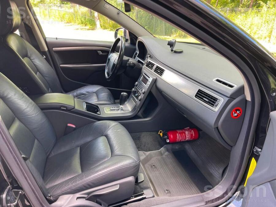 Melns Volvo S80 2009 Rīga, ar dzinēja tilpumu 2.40 L un nobraukumu 0 tūkst. km par 4650 €, foto 12 vietnē AUTOMOTO.COM.LV