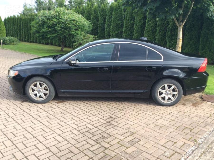 Black Volvo S80 2009 in Rezekne, with an engine capacity of 2.40 L and mileage of 325 thousand km for 5500 €, photo 3 on AUTOMOTO.COM.LV