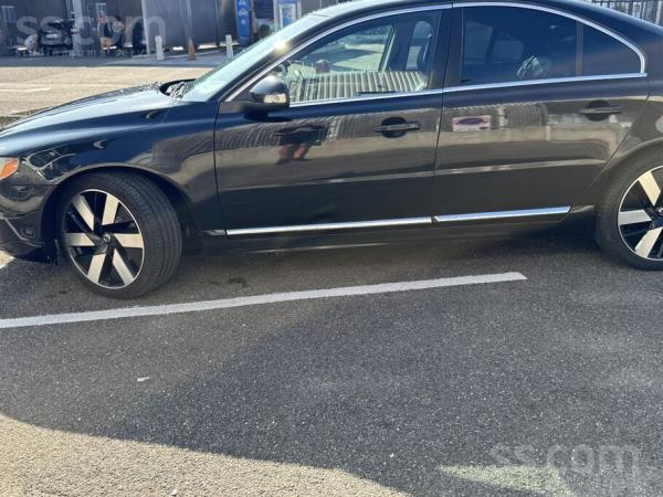 Melns Volvo S80 2009 Rīga, ar dzinēja tilpumu 2.50 L un nobraukumu 183 tūkst. km par 4500 €, foto 4 vietnē AUTOMOTO.COM.LV