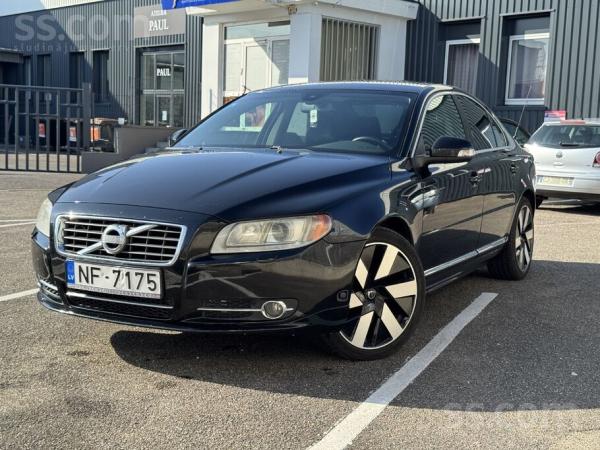 Melns Volvo S80 2009 Rīga, ar dzinēja tilpumu 2.50 L un nobraukumu 183 tūkst. km par 4500 €, foto 5 vietnē AUTOMOTO.COM.LV