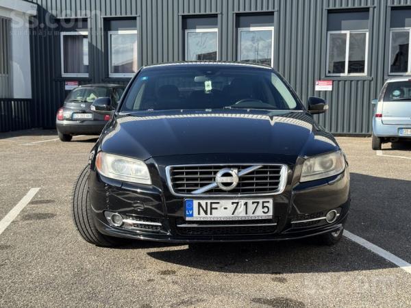 Melns Volvo S80 2009 Rīga, ar dzinēja tilpumu 2.50 L un nobraukumu 183 tūkst. km par 4500 €, foto 6 vietnē AUTOMOTO.COM.LV