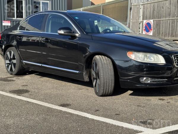 Melns Volvo S80 2009 Rīga, ar dzinēja tilpumu 2.50 L un nobraukumu 183 tūkst. km par 4500 €, foto 7 vietnē AUTOMOTO.COM.LV