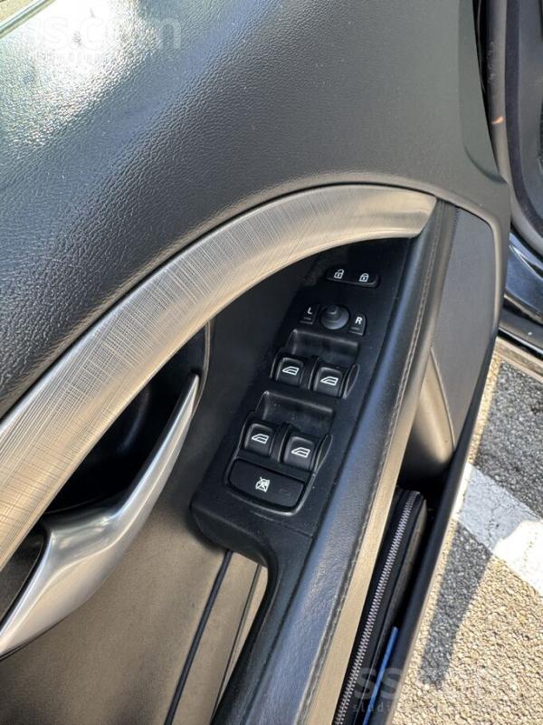Melns Volvo S80 2009 Rīga, ar dzinēja tilpumu 2.50 L un nobraukumu 183 tūkst. km par 4500 €, foto 8 vietnē AUTOMOTO.COM.LV