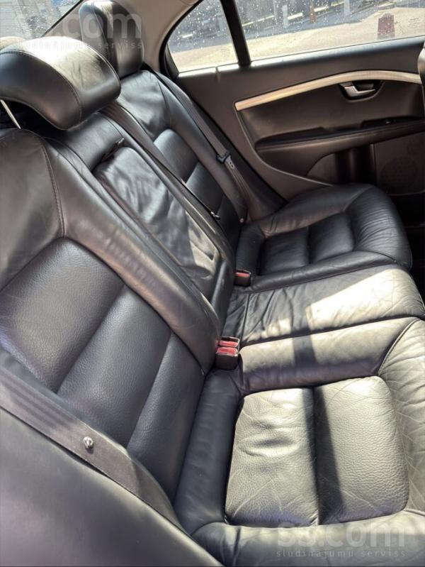 Melns Volvo S80 2009 Rīga, ar dzinēja tilpumu 2.50 L un nobraukumu 183 tūkst. km par 4500 €, foto 10 vietnē AUTOMOTO.COM.LV