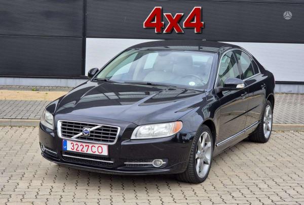 Black Volvo S80 2009 in Kupiskis, with an engine capacity of 2.40 L and mileage of 296 thousand km for 3500 €, photo 1 on AUTOMOTO.COM.LV