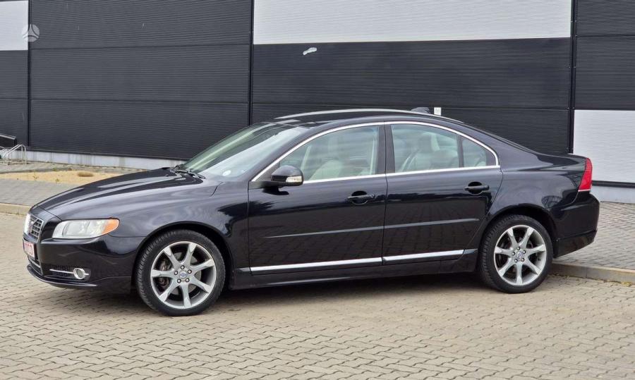 Melns Volvo S80 2009 Kupiškis, ar dzinēja tilpumu 2.40 L un nobraukumu 296 tūkst. km par 3500 €, foto 7 vietnē AUTOMOTO.COM.LV