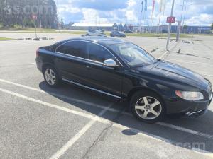 Black Volvo S80 2009 in Riga, with an engine capacity of 2.40 L and mileage of 320 thousand km for 3950 €, photo 4 on AUTOMOTO.COM.LV