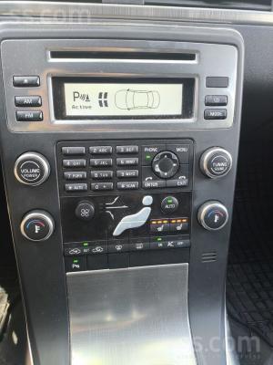 Black Volvo S80 2009 in Riga, with an engine capacity of 2.40 L and mileage of 320 thousand km for 3950 €, photo 10 on AUTOMOTO.COM.LV