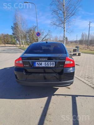 Melns Volvo S80 2009 Ludza, ar dzinēja tilpumu 2.40 L un nobraukumu 310 tūkst. km par 3800 €, foto 5 vietnē AUTOMOTO.COM.LV