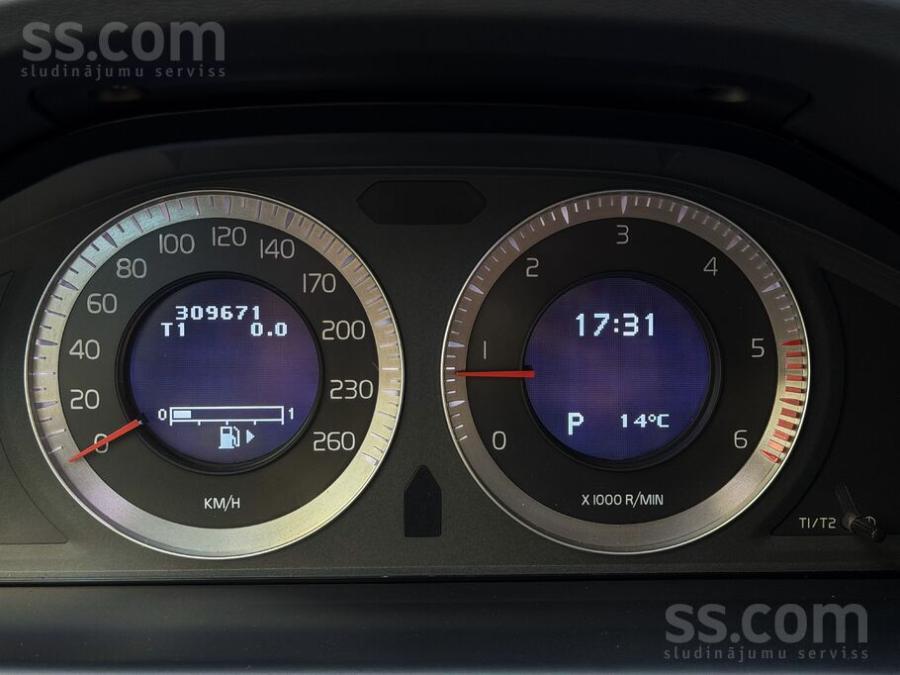 Черный Вольво С80 2009 в Лиепая, объемом двигателя 2.40 л и пробегом 310 тыс. км за 4190 €, фото 9 на AUTOMOTO.COM.LV
