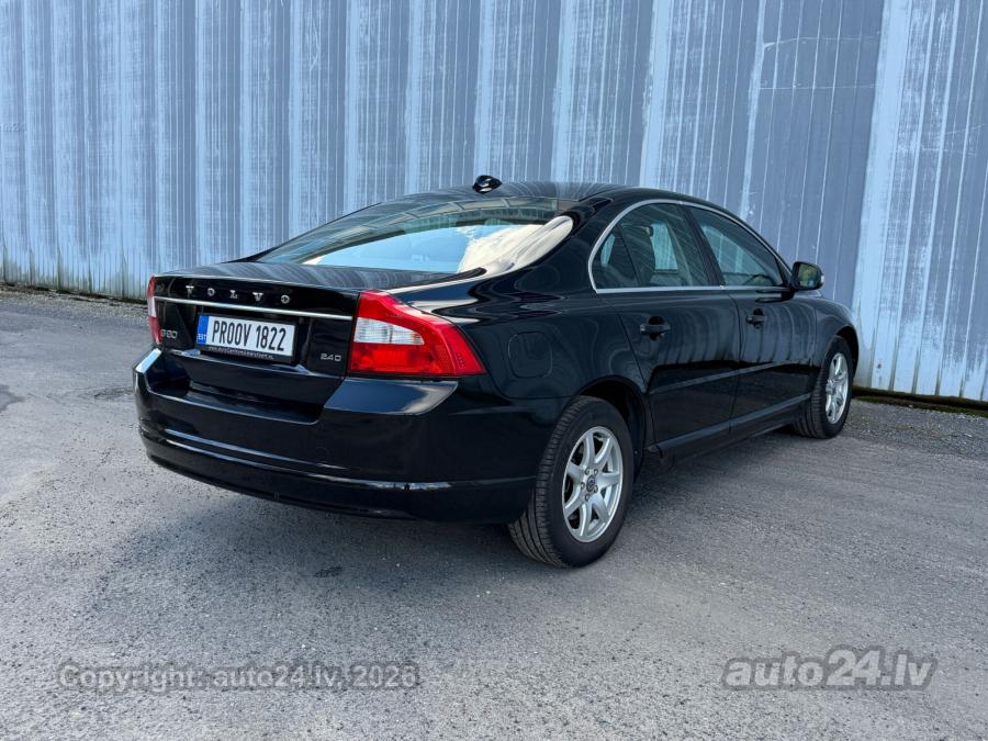 Black Volvo S80 2009 in Paide, with an engine capacity of 2.40 L and mileage of 257 thousand km for 7290 €, photo 3 on AUTOMOTO.COM.LV