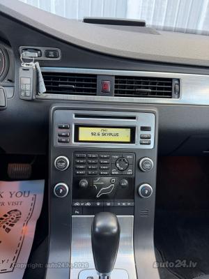 Black Volvo S80 2009 in Paide, with an engine capacity of 2.40 L and mileage of 257 thousand km for 7290 €, photo 12 on AUTOMOTO.COM.LV
