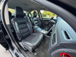 Black Volvo S80 2009 in Paide, with an engine capacity of 2.40 L and mileage of 257 thousand km for 7290 €, photo 14 on AUTOMOTO.COM.LV