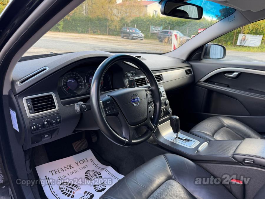 Black Volvo S80 2009 in Paide, with an engine capacity of 2.40 L and mileage of 257 thousand km for 7290 €, photo 15 on AUTOMOTO.COM.LV
