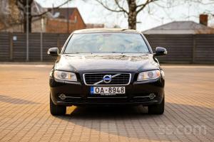 Black Volvo S80 2010 in Jelgava, with an engine capacity of 2.00 L and mileage of 0 thousand km for 10399 €, photo 2 on AUTOMOTO.COM.LV