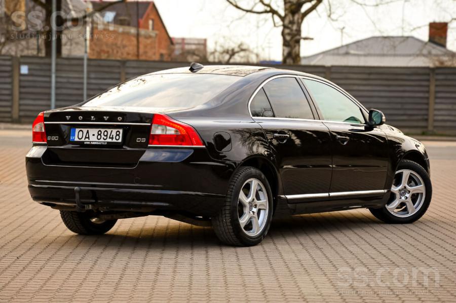 Black Volvo S80 2010 in Jelgava, with an engine capacity of 2.00 L and mileage of 0 thousand km for 10399 €, photo 5 on AUTOMOTO.COM.LV