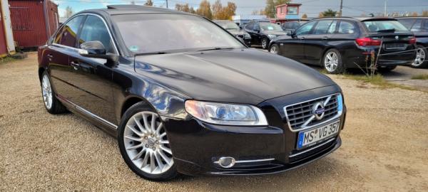 Melns Volvo S80 2010 Rīga, ar dzinēja tilpumu 2.40 L un nobraukumu 258 tūkst. km par 8200 €, foto 11 vietnē AUTOMOTO.COM.LV