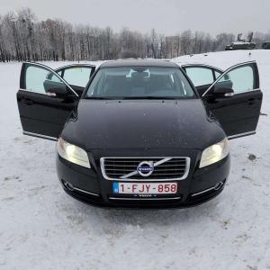 Black Volvo S80 2010 in Kaunas, with an engine capacity of 2.00 L and mileage of 265 thousand km for 5750 €, photo 3 on AUTOMOTO.COM.LV