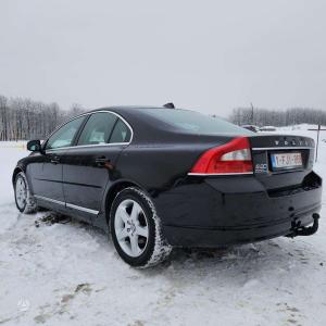 Black Volvo S80 2010 in Kaunas, with an engine capacity of 2.00 L and mileage of 265 thousand km for 5750 €, photo 5 on AUTOMOTO.COM.LV