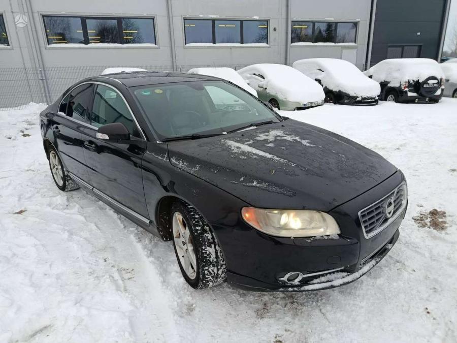 Melns Volvo S80 2010 Ukmergė, ar dzinēja tilpumu 2.00 L un nobraukumu 310 tūkst. km par 3450 €, foto 5 vietnē AUTOMOTO.COM.LV