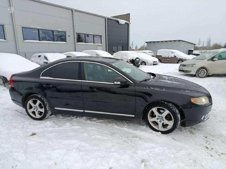 Melns Volvo S80 2010 Ukmergė, ar dzinēja tilpumu 2.00 L un nobraukumu 310 tūkst. km par 3450 €, foto 6 vietnē AUTOMOTO.COM.LV