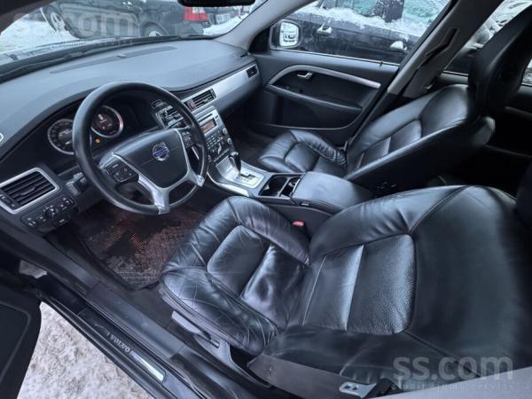 Melns Volvo S80 2010 Rīga, ar dzinēja tilpumu 2.00 L un nobraukumu 416 tūkst. km par 3900 €, foto 5 vietnē AUTOMOTO.COM.LV