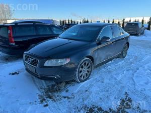 Black Volvo S80 2010 in Riga, with an engine capacity of 2.00 L and mileage of 372 thousand km for 2850 €, photo 2 on AUTOMOTO.COM.LV