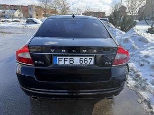 Melns Volvo S80 2010 Klaipėda, ar dzinēja tilpumu 2.40 L un nobraukumu 403 tūkst. km par 5200 €, foto 4 vietnē AUTOMOTO.COM.LV