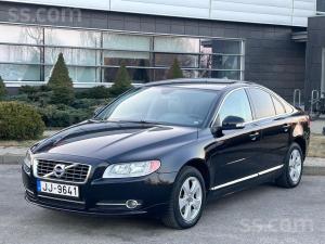 Melns Volvo S80 2010 Rīga, ar dzinēja tilpumu 2.00 L un nobraukumu 0 tūkst. km par 2950 €, foto  vietnē AUTOMOTO.COM.LV